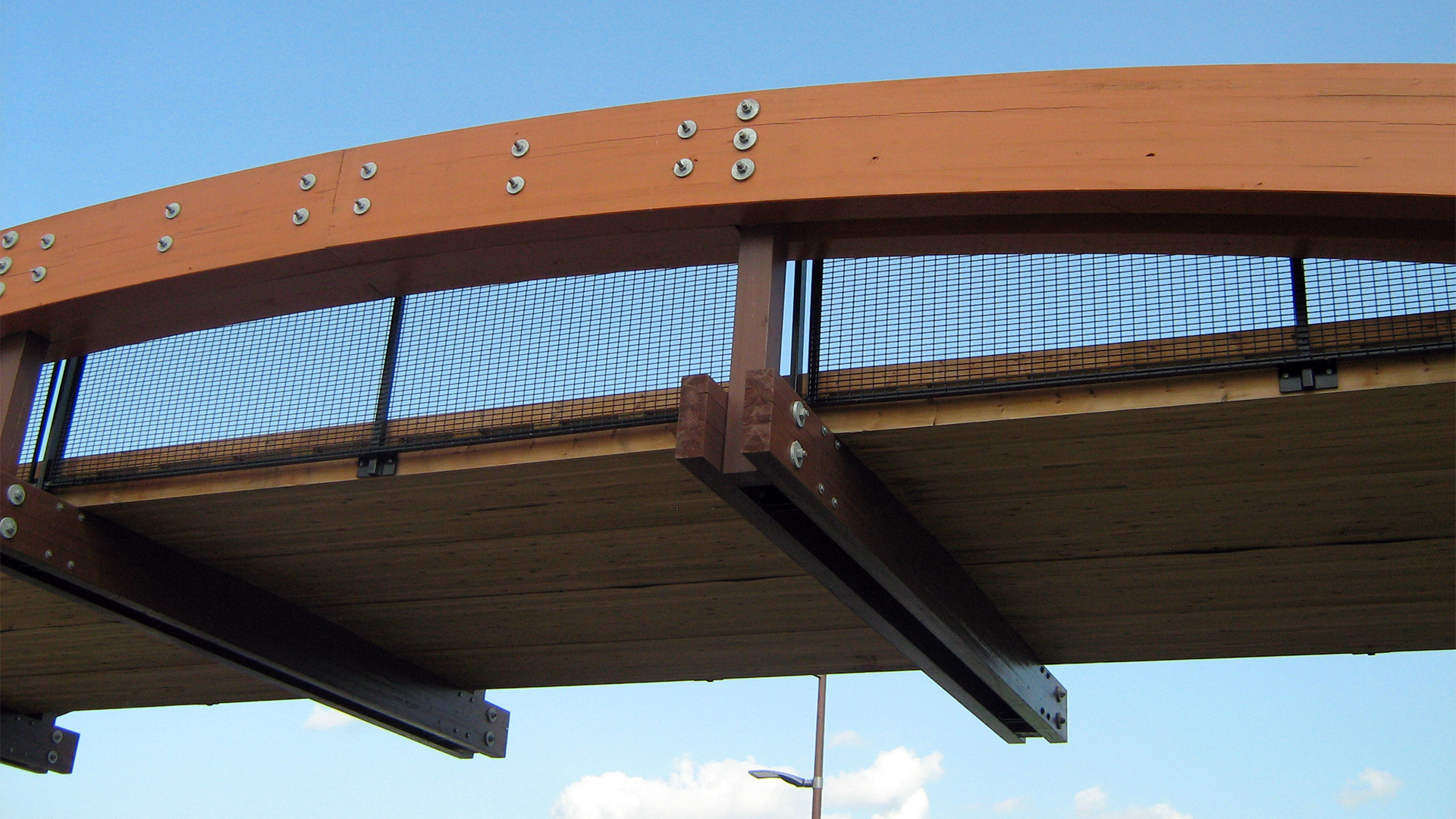 Beautiful, durable and ecological - Wooden bridges from Versowood - Teknos